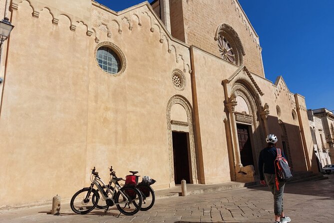Lecce: E-Bike Tour to Galatina With Old Olive Mill & Wine Tasting - Exploring Lecce and Galatina