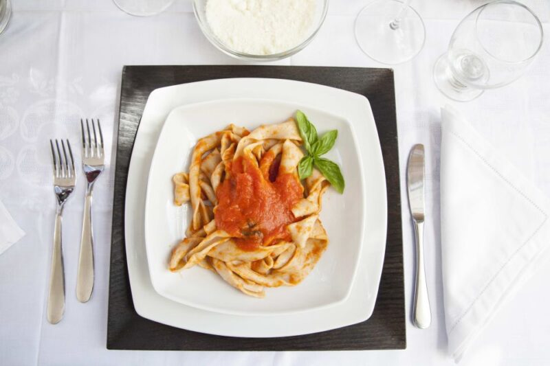 Lecce: Private Pasta-Making Class at a Local's Home - Introduction