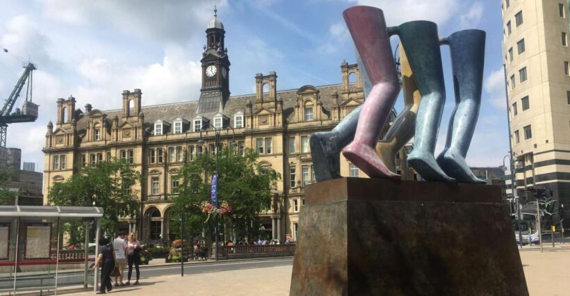 Leeds: 2-Hour Highlights Walking Tour - A Deep Dive into the Leeds Highlights Tour