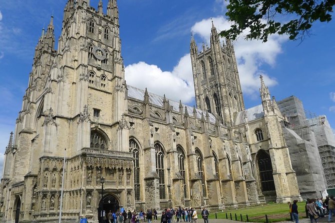 Leeds Castle, Canterbury and White Cliffs of Dover Private Car Tour - The Majestic White Cliffs of Dover