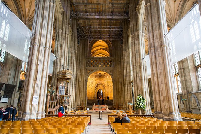 Leeds Castle, Cliffs of Dover and Canterbury Day Trip from London with Guided Cathedral Tour - Authentic Experiences From Tour Reviews