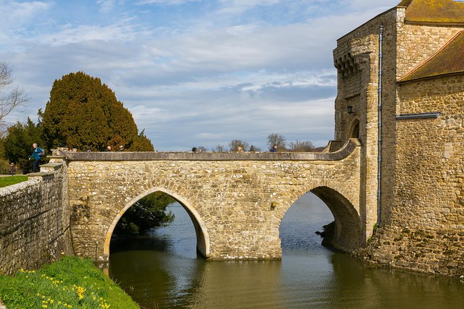 Leeds Castle, Cliffs of Dover and Canterbury Day Trip from London with Guided Cathedral Tour - FAQ