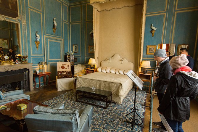 Leeds Castle Day Trip Review: A Memorable Experience - Appreciating the Knowledgeable Guides Insights