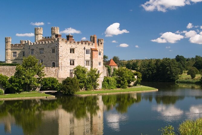 Leeds Castle Day Trip Review: A Memorable Experience - Reflecting on the Architectural Wonders