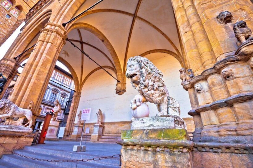 Legacy of Michelangelo Walking Tour - Key Points