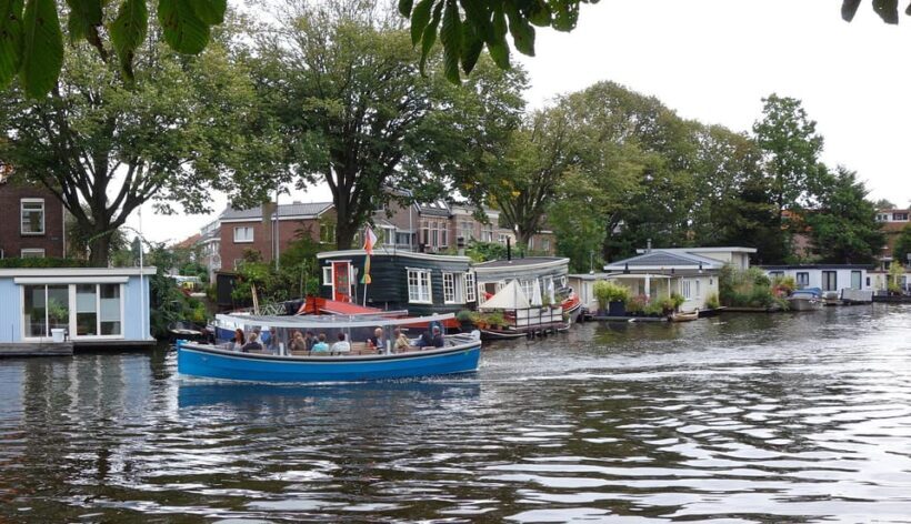Leiden: Cruise through the Historic City Center with Guide - Key Points