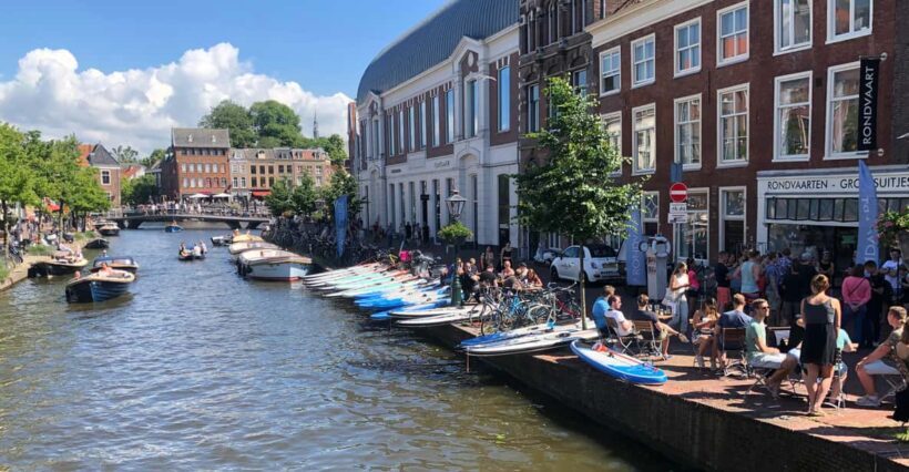 Leiden: Paddleboard Rental to Explore Leiden's Canals - Key Points