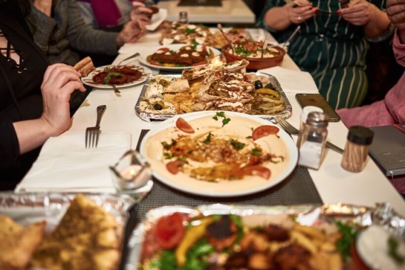 Leipzig: 3 dangerously delicious hours in Eisenbahnstraße - Exploring Eisenbahnstraße: What to Expect