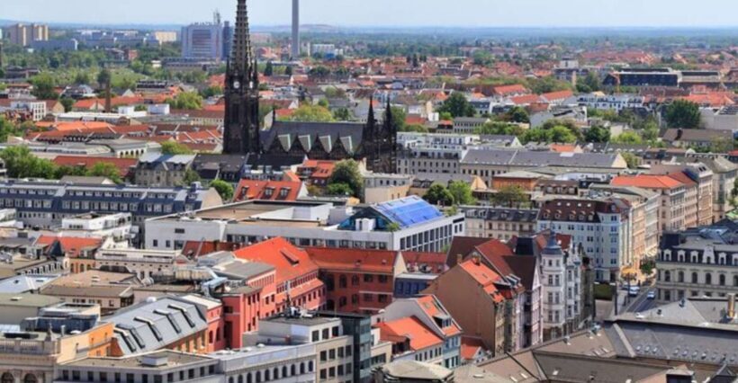 Leipzig : Private Walking tour with A Guide (Private Tour) - Key Points