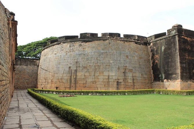 Lepakshi Temple and Nandi Hills Day Trip from Bangalore - Who Will Love This Tour?