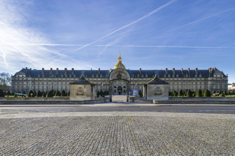 Les Invalides: Napoleon's Tomb & Army Museum Entry - Practicalities and Accessibility