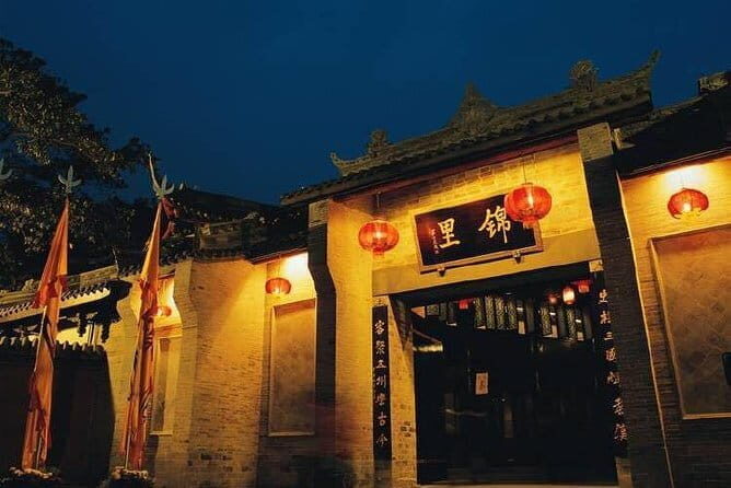 Leshan Giant Buddha and Jinli Ancient Street Day Tour - The Charm of Jinli Ancient Street