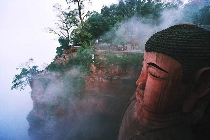 Leshan Giant Buddha and People's Park Day Trip - Peoples Park: A Slice of Local Life