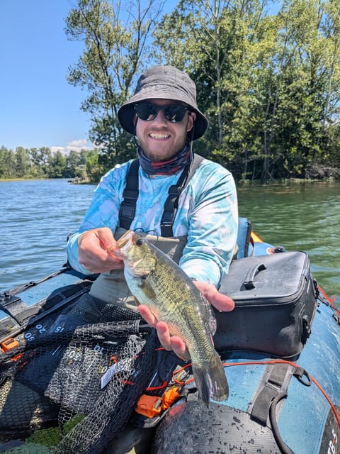 Lesson with a fishing guide - Discovering the Ardèche’s Waterways