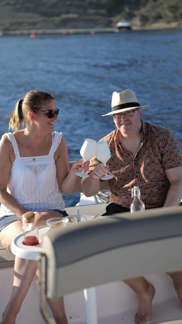Letojanni and Taormina: Private dolphins tour with aperitif - Who Will Love This Tour?