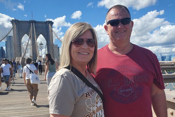 Let's take a walk across the iconic Brooklyn Bridge - A Detailed Look at the Tour Experience