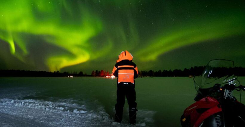 Levi: Northern Lights Snowmobile Tour with Snacks and Drinks - Key Points