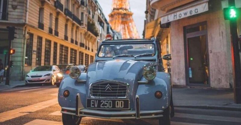 Lgbtqia+ Proposal: French Vintage car tour - Photographer 1h - Capturing the Moment: Photos and Memories