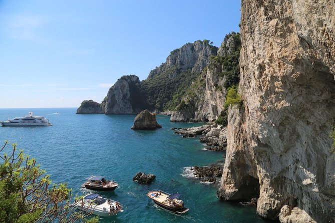 Li Galli Islands and Capri Small Group Boat Tour From Amalfi - Meeting Point and Departure
