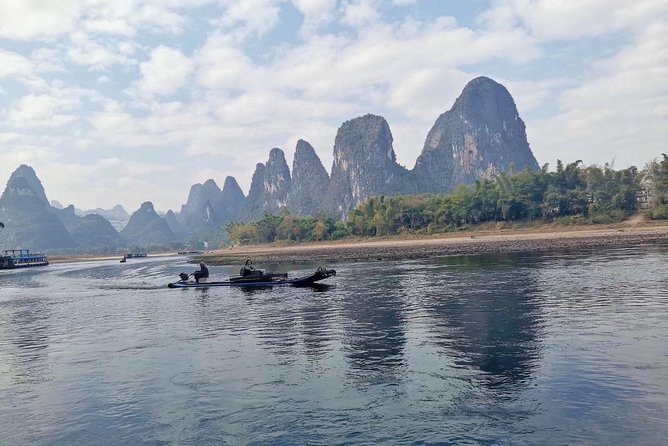 Li River Bamboo boat Cruise & Yangshuo Village private day tour - The Experience in Context