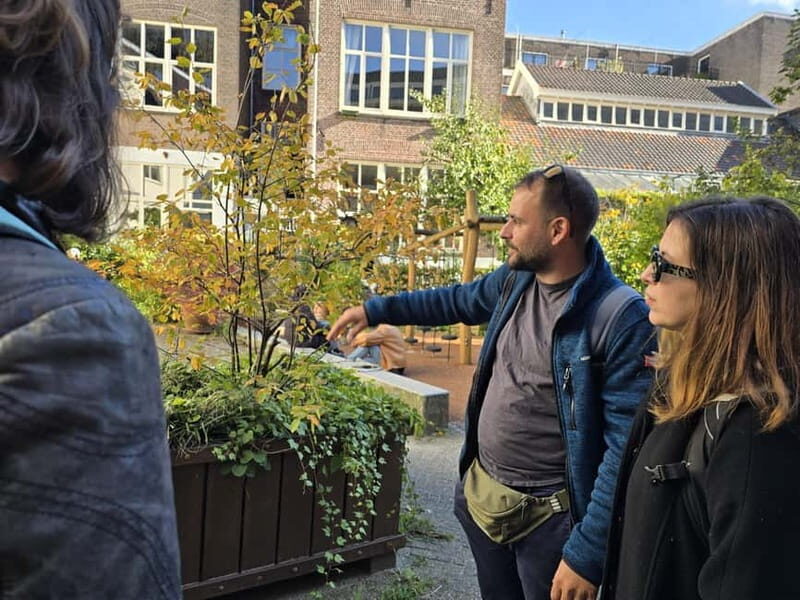 Liberal Amsterdam: Small-Group Walking Tour & Anne Frank VR - FAQ