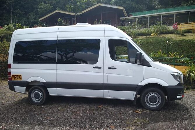 Liberi Airport Costa Rica Transportation Round Trip Guanacaste - Service Overview