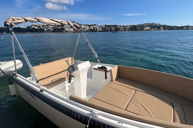 License Free Boat Rental Around the Coast of Santa Ponsa - Exploring the Coastline: Tips and Recommendations