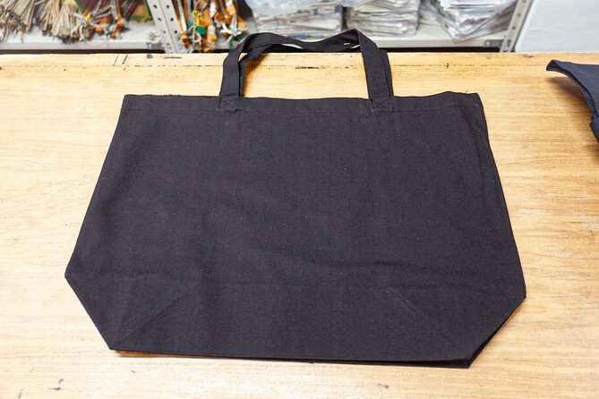 Licensed Guide Tokyo Traditional Dyeing Experience Tour - What to Expect