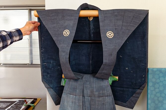 Licensed Guide Tokyo Traditional Dyeing Experience Tour - Itinerary