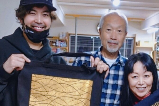 Licensed Guide Tokyo Traditional Dyeing Experience Tour - Common Questions