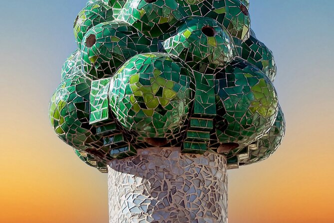 Life of Gaudi and Architectural Walking Tour - What to Expect During the Tour
