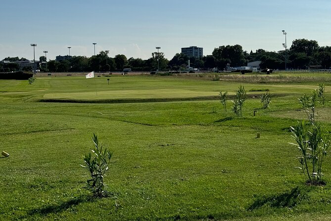 Life-size 18-hole Mini Golf - The Experience in Detail