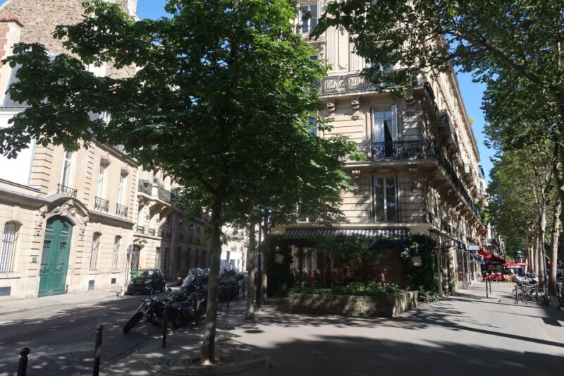 Lifestyle Tour of Saint-Germain-des-Prés - The Real Value: Why Travelers Love This Tour