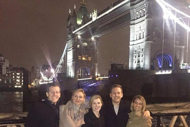 Light Up London: Private 2-Hour Night Tour in a Black Cab - Accessibility Features