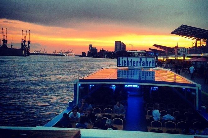 Lights Tour Through the Port of Hamburg and to the Historic Warehouse District - Customer Feedback and Reviews