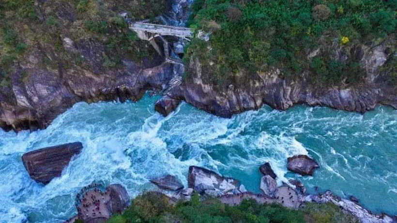 Lijiang: Tiger Leaping Gorge with Lijiang Private Tour - FAQ