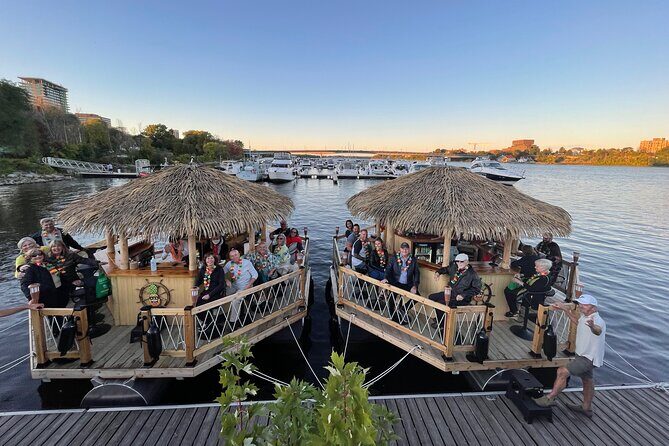Lilo Floating Tiki Bar on the Ottawa River - The Itinerary: Sights and Sights of Ottawa from the Water