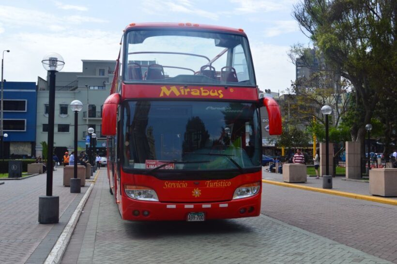 Lima bus tour: Historic Center & Catacombs of Saint Francis - A Deep Dive into the Itinerary