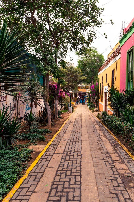 Lima: Guided tour of Chorrillos and Barranco - Key Points