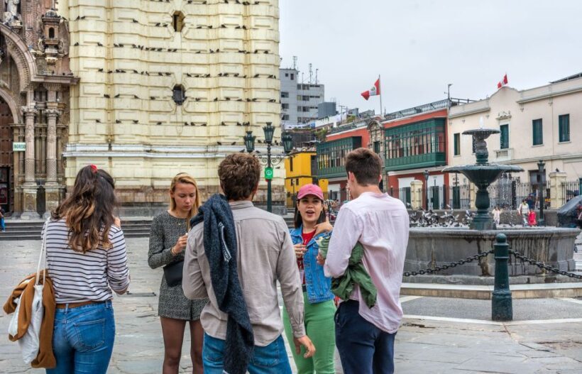 Lima: Historic Center Street Food, Market, and Eateries Tour - Exploring Barrio Chino and Fusion Flavors