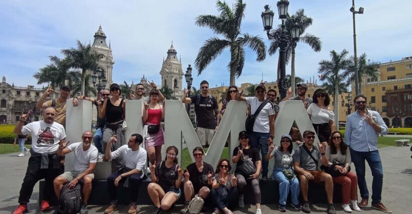Lima: Historic Center Walking Tour with Pisco Sour Tasting - The Heart of Lima: A Detailed Look at the Tour