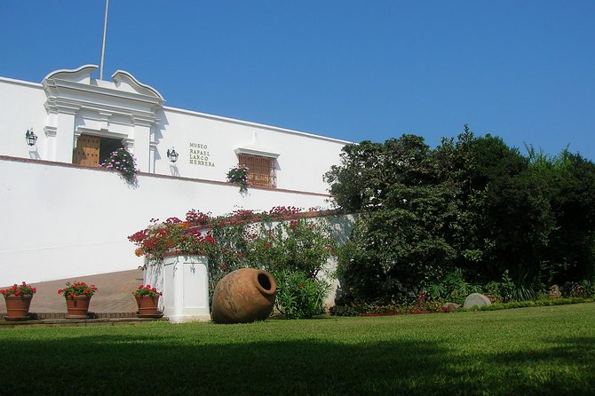 Lima in a Day: City Sightseeing Tour, Larco Museum and Magic Water Circuit - Taking in the Larco Museum Experience
