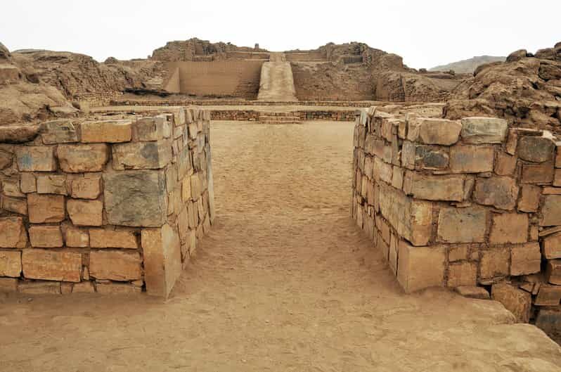 Lima: Pre-Inca Temple of Pachacamac - Analyzing the Value