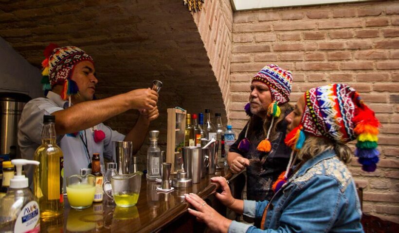 Lima: Street Food Tasting Tour with Pisco Sour Class - Key Points: