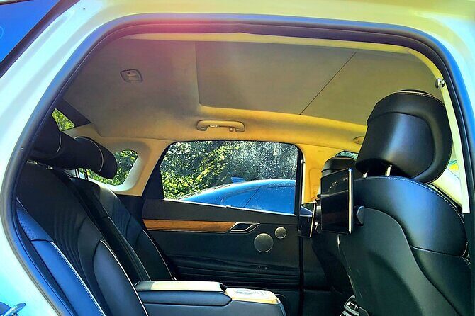 Limoroo, Airport Transfers and Luxe Door to Door Service. - The Sum Up