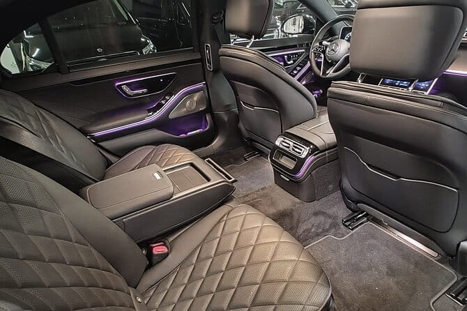 Limousine Service Florence Airport / Hotel - private driver - Timing and Flexibility: Designed to Fit Your Schedule