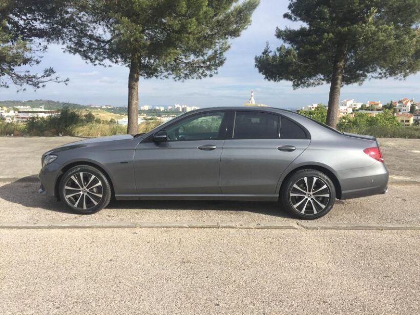 Limousine tour covering Lisbon and Cascais&Sintra. - What to Expect from This Lisbon & Surroundings Tour