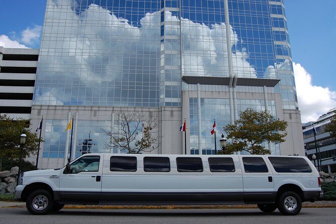 Limousine Transportation....Round Trip Pick-Up and Drop-Off Special. - The Rider Experience: Comfort, Privacy, and Flexibility
