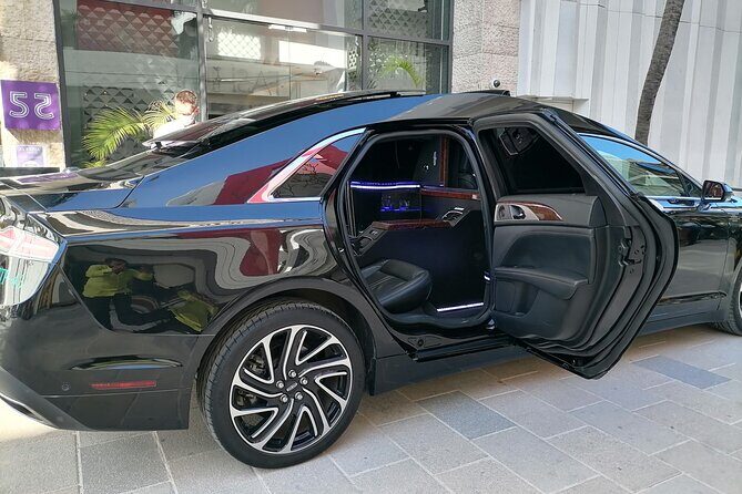Lincoln Strecth Limousine with Wi Fi on board - Who Will Love This Service?