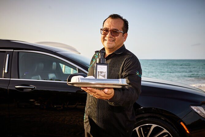 Lincoln Stretch Limo from Akumal to Cancun Airport - Review of the Lincoln Stretch Limo from Akumal to Cancun Airport